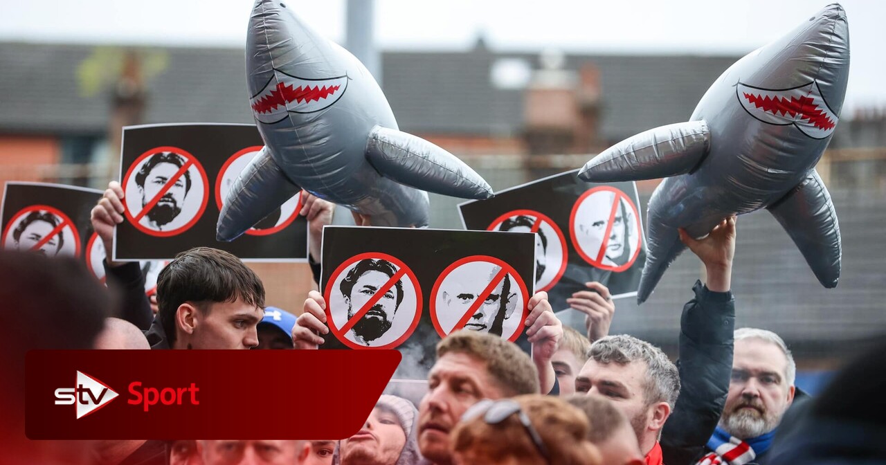 Rangers fans protest at Ibrox to call for Russell Martin and Patrick ...