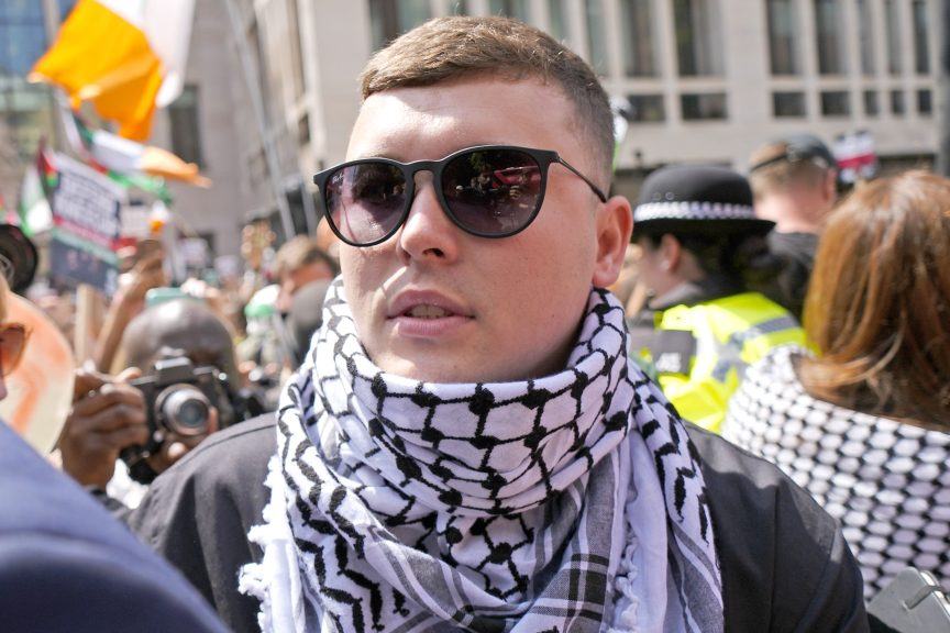 Tributes to Scots singer Joe Egan of Stealers Wheel after death aged 77 ...