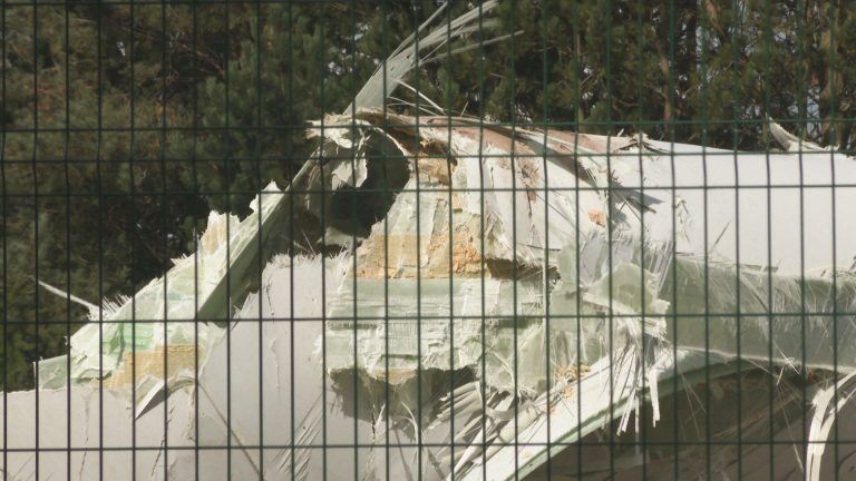 Blades from wind turbine at Aviva Perth break off and smash near Buckie ...