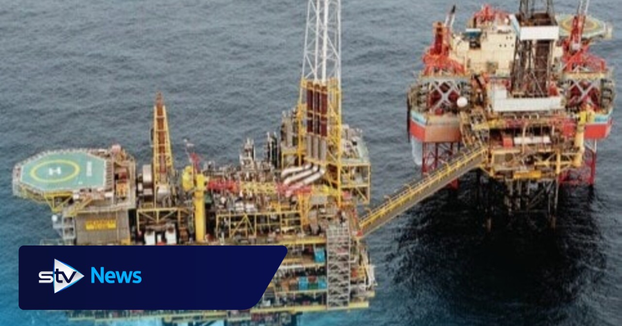 Liquid nitrogen leak causes Shell oil rig deck to fall onto walkway ...