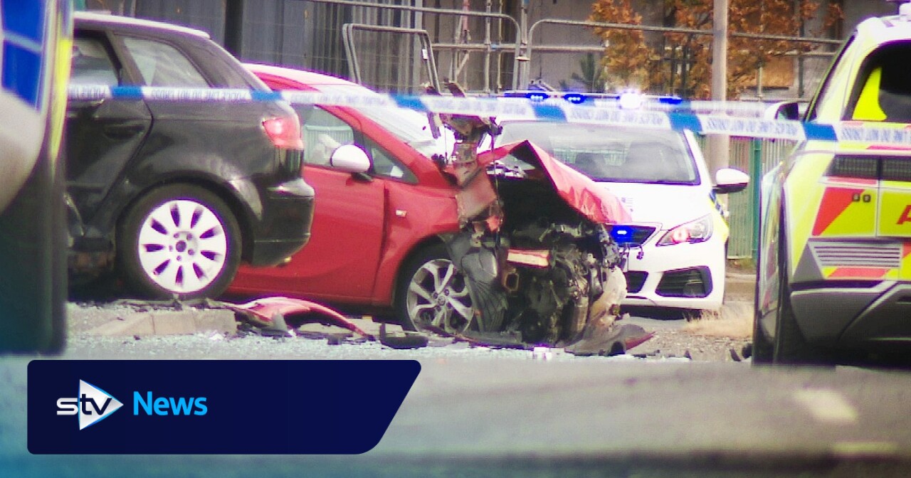 Teen appears in court after 'fleeing police' before three-car crash in Dundee | STV News