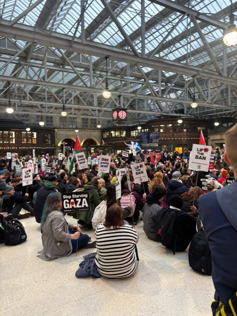 Hundreds of pro-Palestinian protesters gather at Glasgow and Edinburgh ...