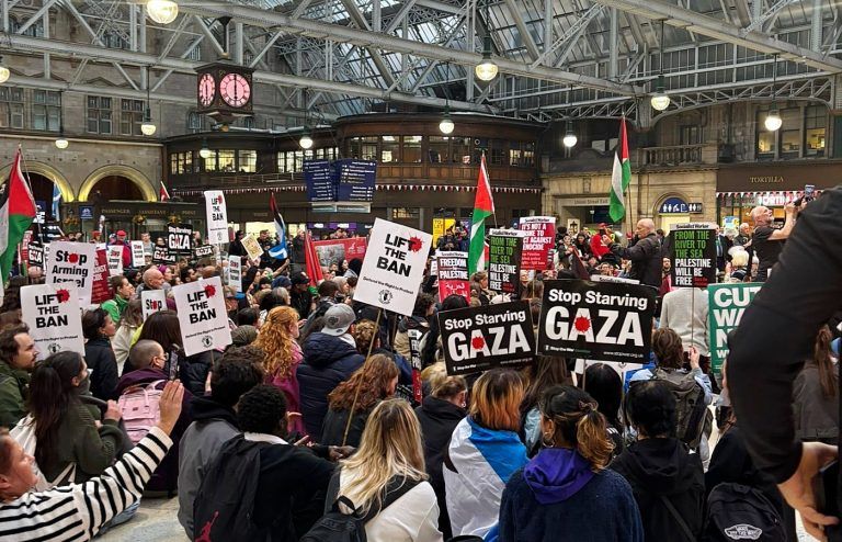 Hundreds of pro-Palestinian protesters gather at Glasgow and Edinburgh ...
