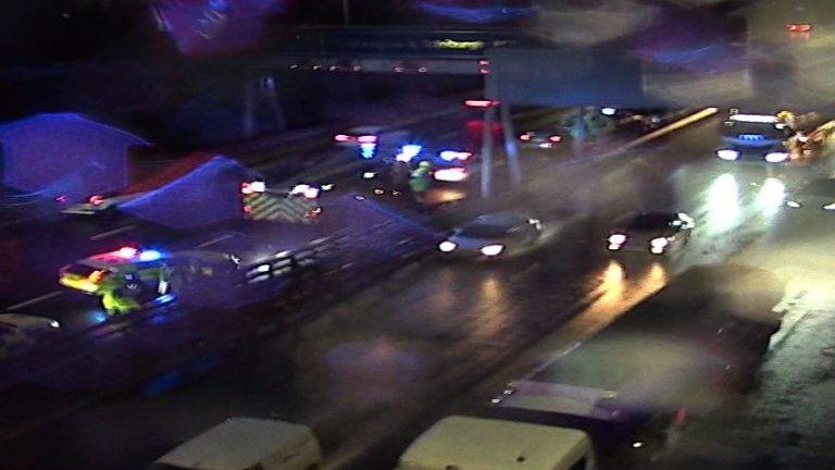 Drivers told to expect delays on M8 following crash during rush hour ...