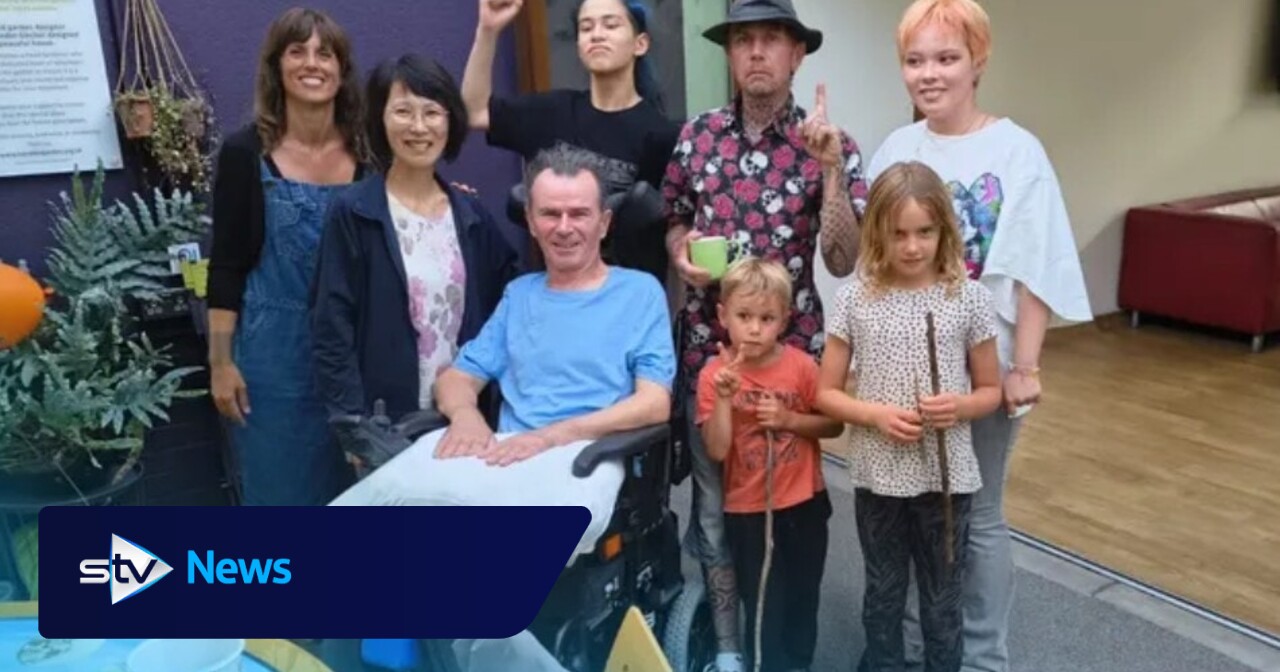 Award-winning artist suffers severe spinal injury after bike crash ...