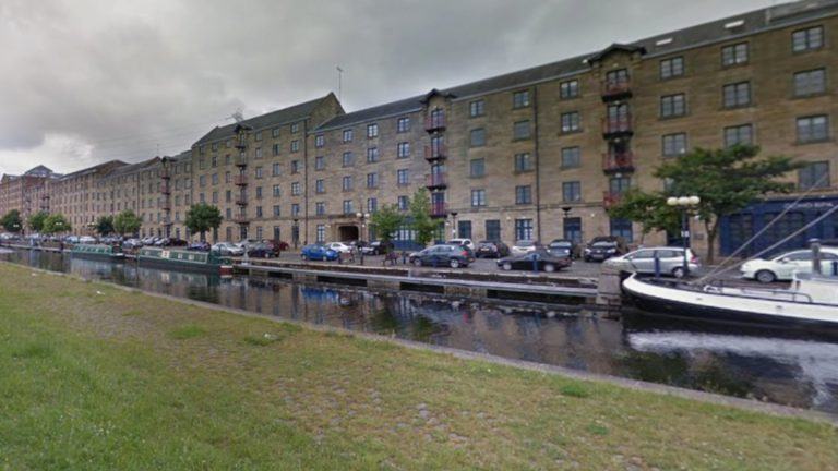 Glasgow education chief resigns over text messages about budget | STV News