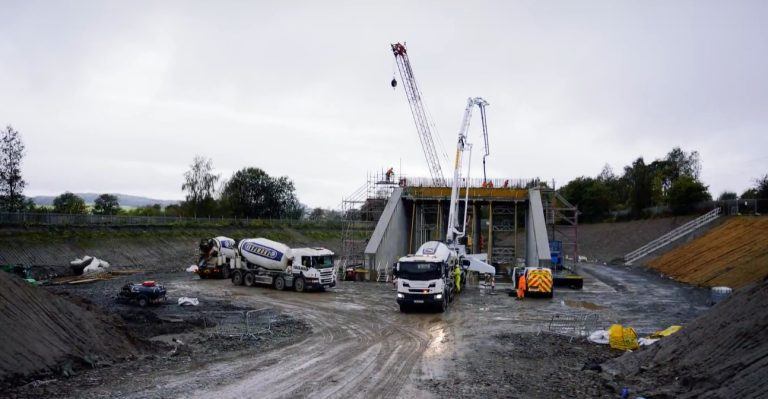 'Milestone' bridge improving transport links lifted into position | STV ...
