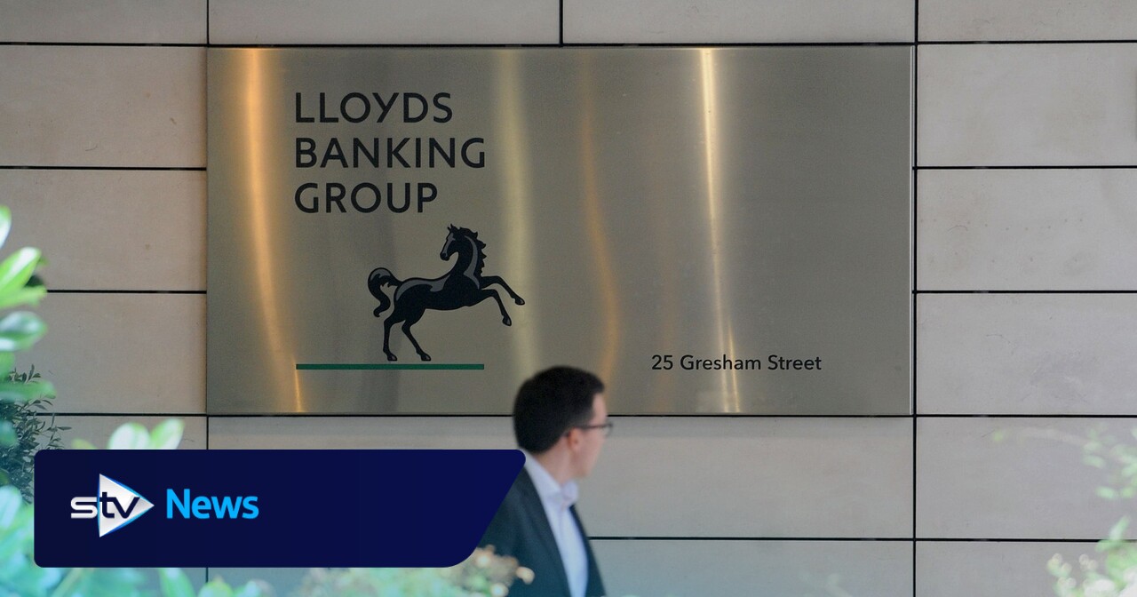 Lloyds to put all 67,000 staff through AI training in fresh digital ...