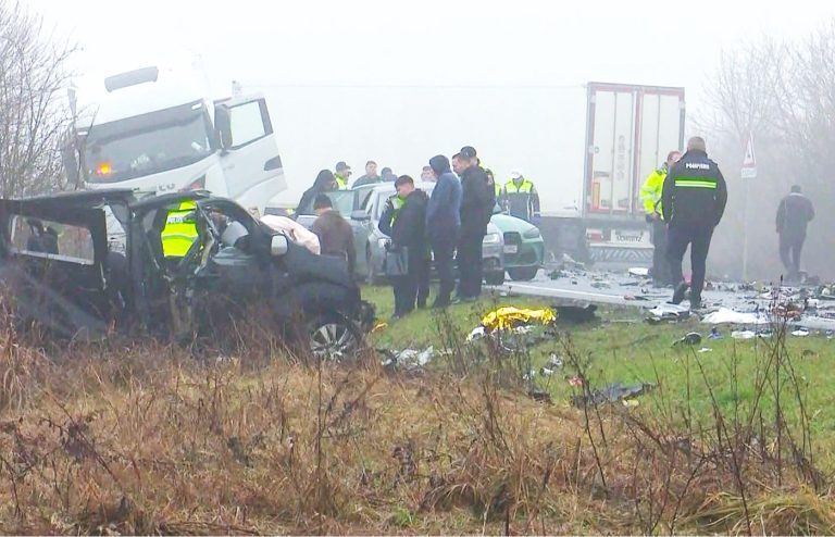 Seven fans of Greek Europa League club POAK killed in minibus crash in ...