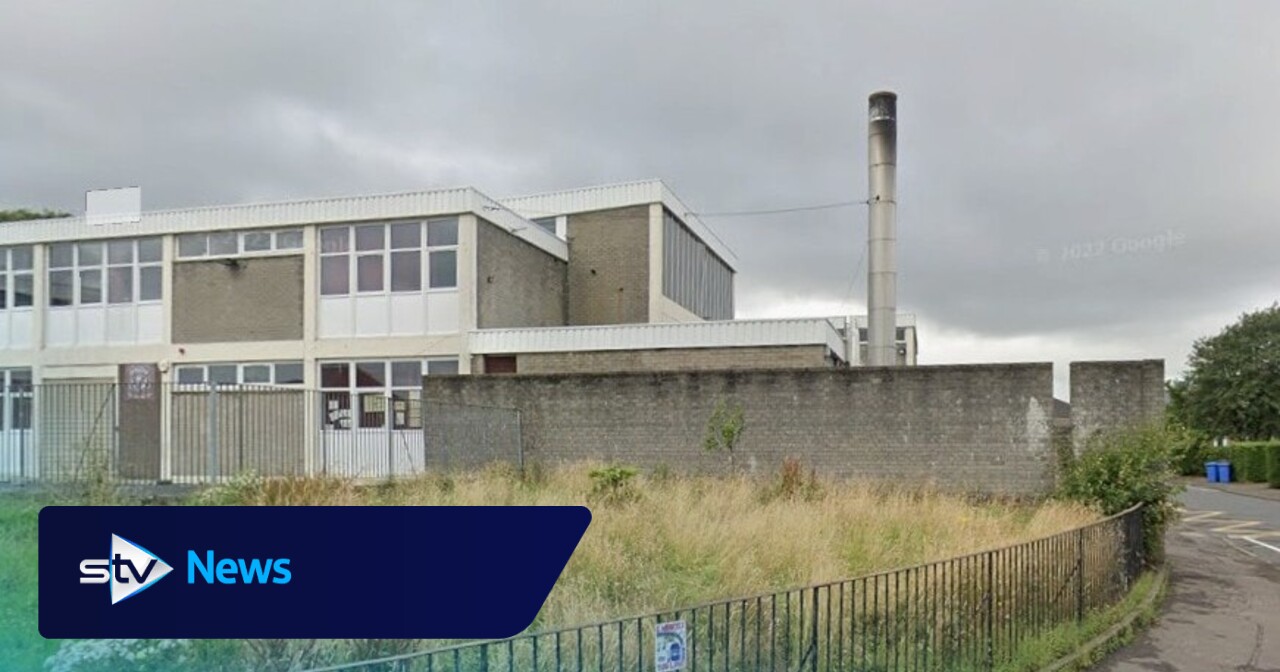 Investigation launched after 'stranger' found in Glasgow primary school ...