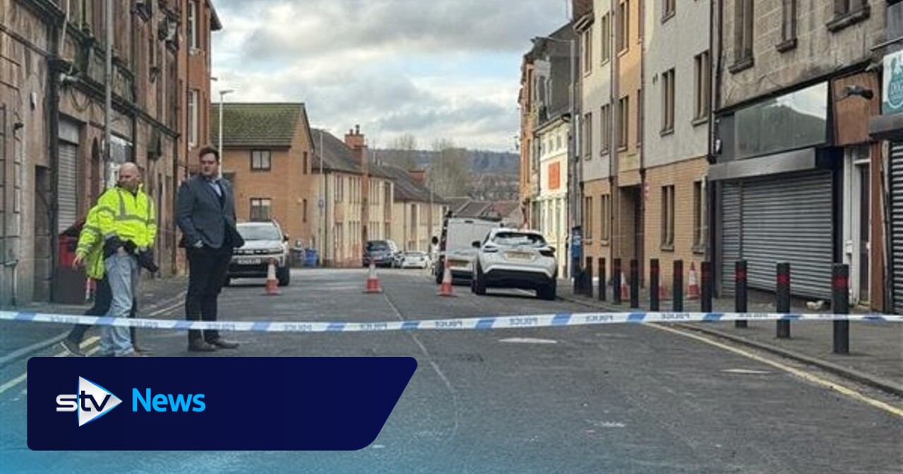 Woman 'left homeless' after tenement in Hamilton evacuated due to 'risk ...