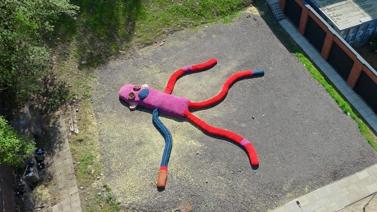 Glasgow student sets Guinness World Record with giant sock monkey | STV ...