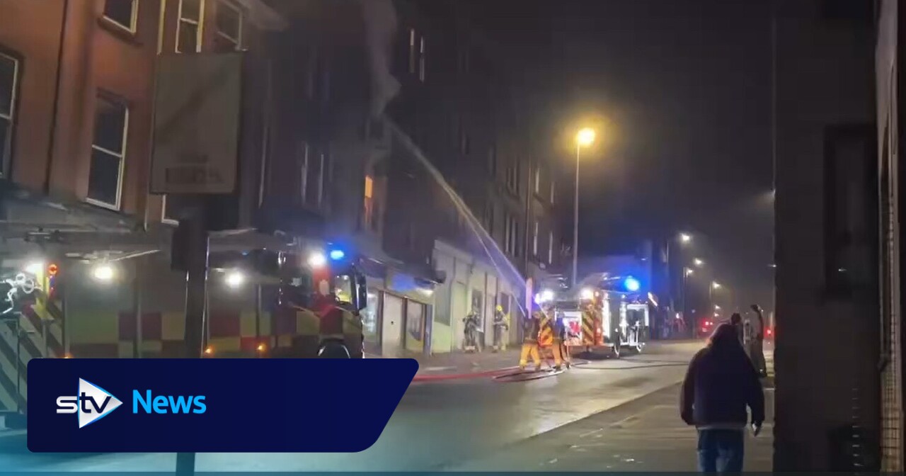 Emergency services called to Dundee flat fire during early hours | STV News