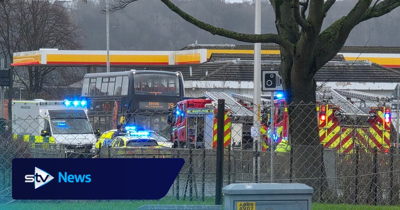 Two people in hospital following collision on road in Rosyth | STV News