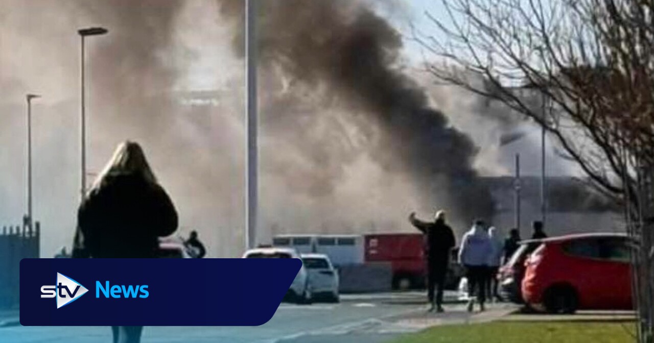 Fire crews rush to blaze at commercial building in Fraserburgh | STV News