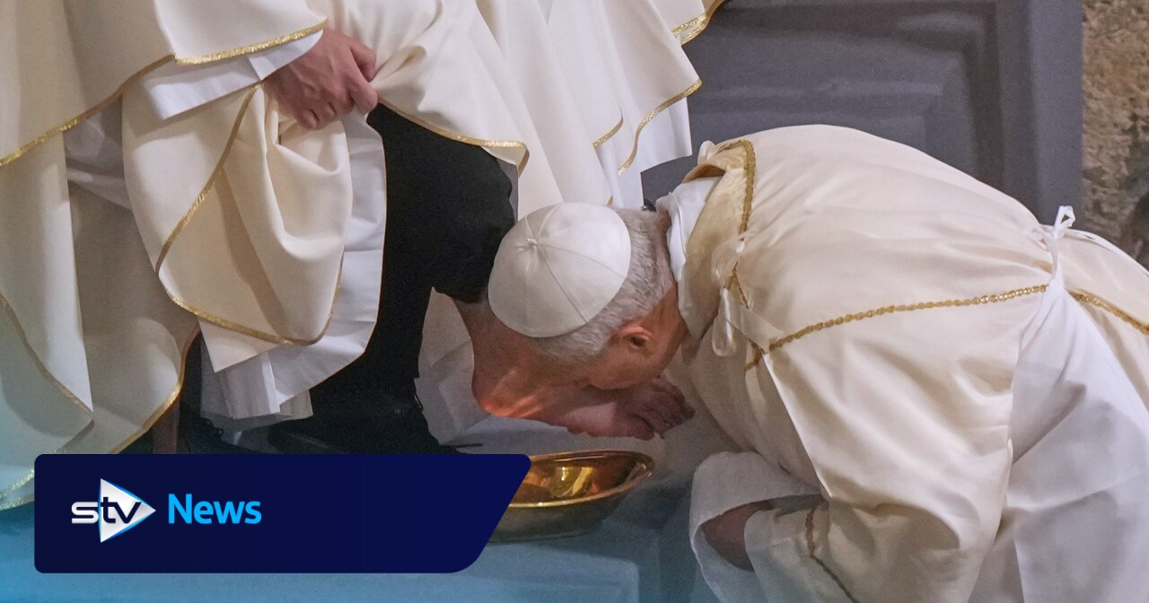 Pope Leo revives traditional Holy Week ritual of washing feet of ...