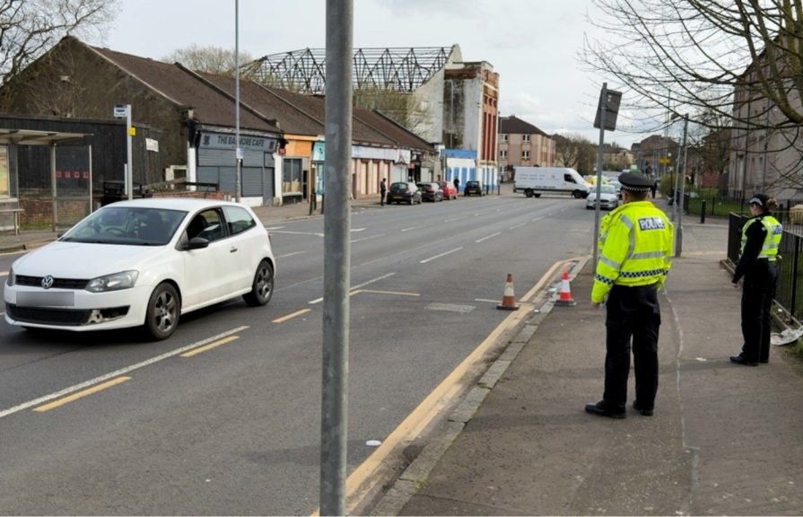 Child taken to hospital after being hit by car in Glasgow | STV News
