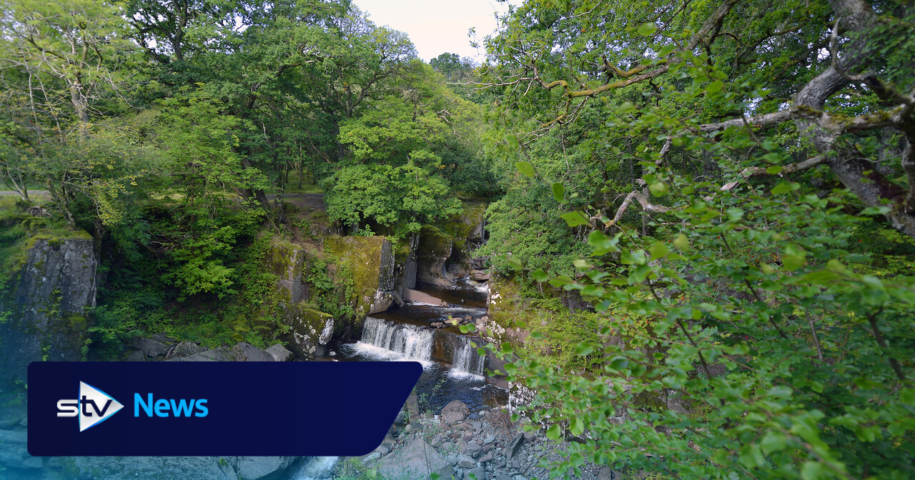 Body of 16-year-old boy recovered from water at Bracklinn Falls | STV News