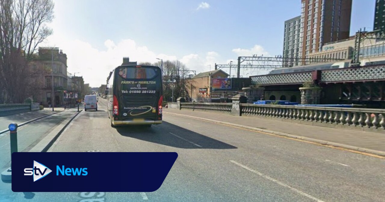 Glasgow Bridge closed amid ongoing police incident | STV News
