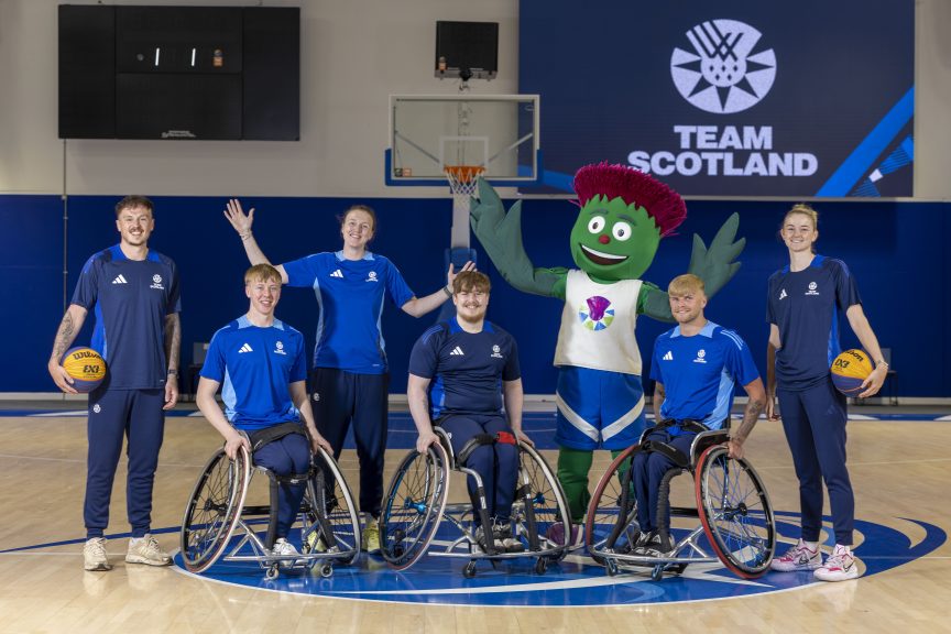 Thistle mascot Clyde to return for 2026 Commonwealth Games | STV News