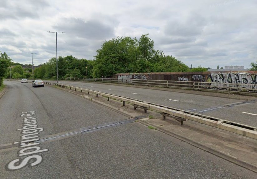 Busy Glasgow road closed following early morning car crash | STV News